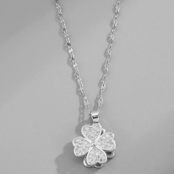 Jewelry | Silver Clover Necklace | Poshmark